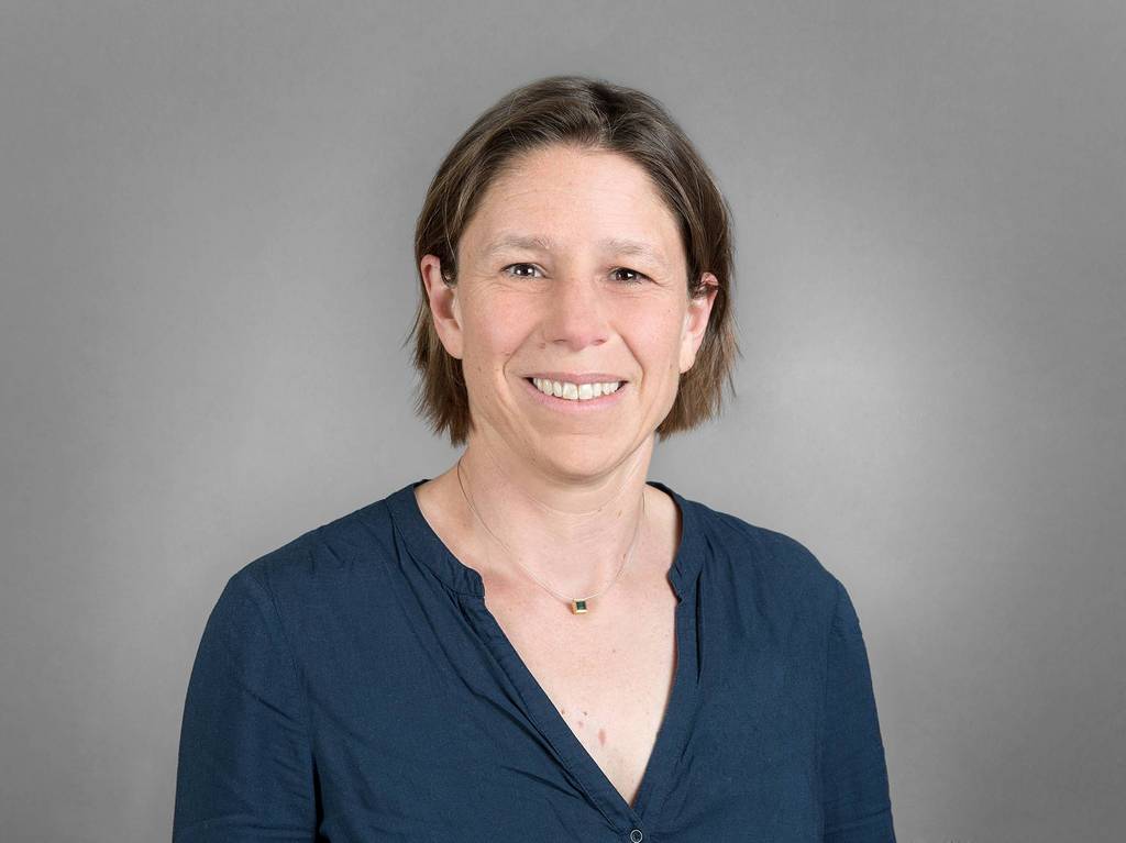 Lebenslauf Dr. med. Dipl. biol. Anne Ostendorf | Endokrinologikum Labore Hamburg